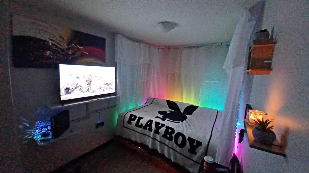 My room is so cozy | Scrolller