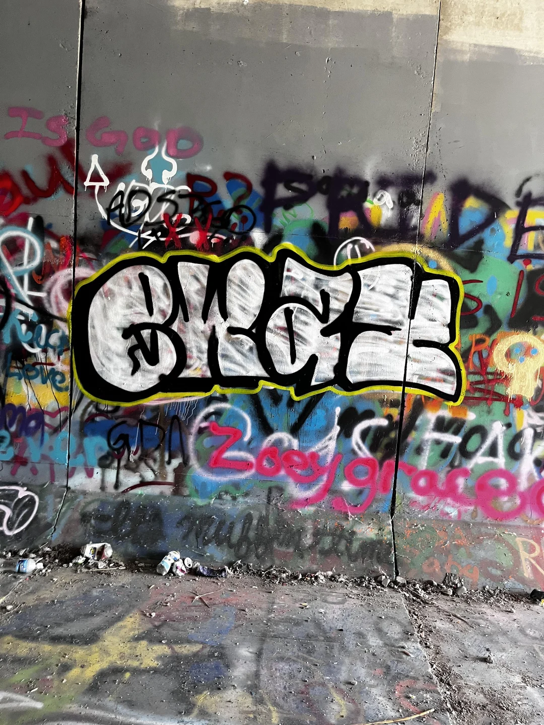 second throwie ever | Scrolller