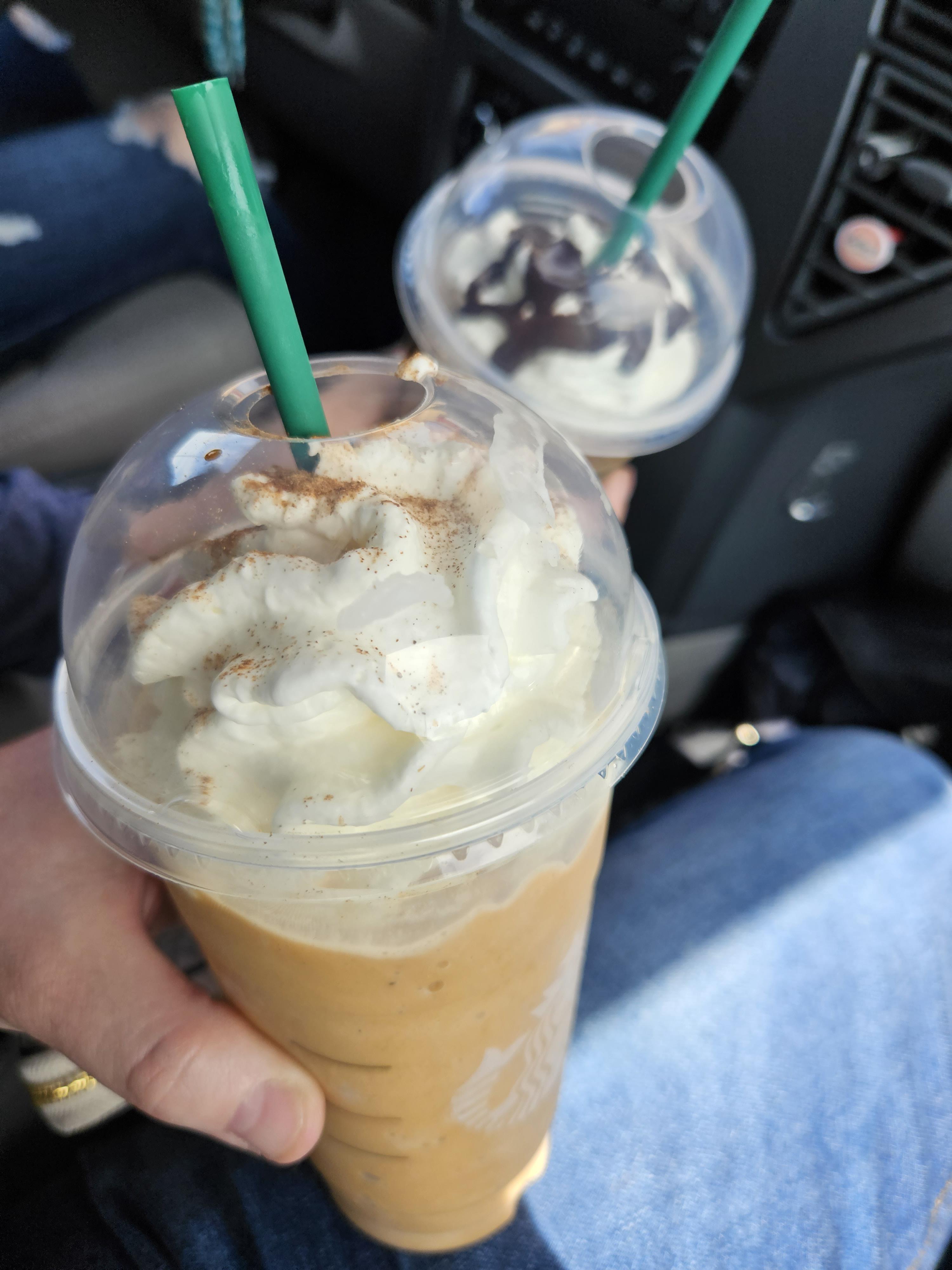 Starbucks | Scrolller