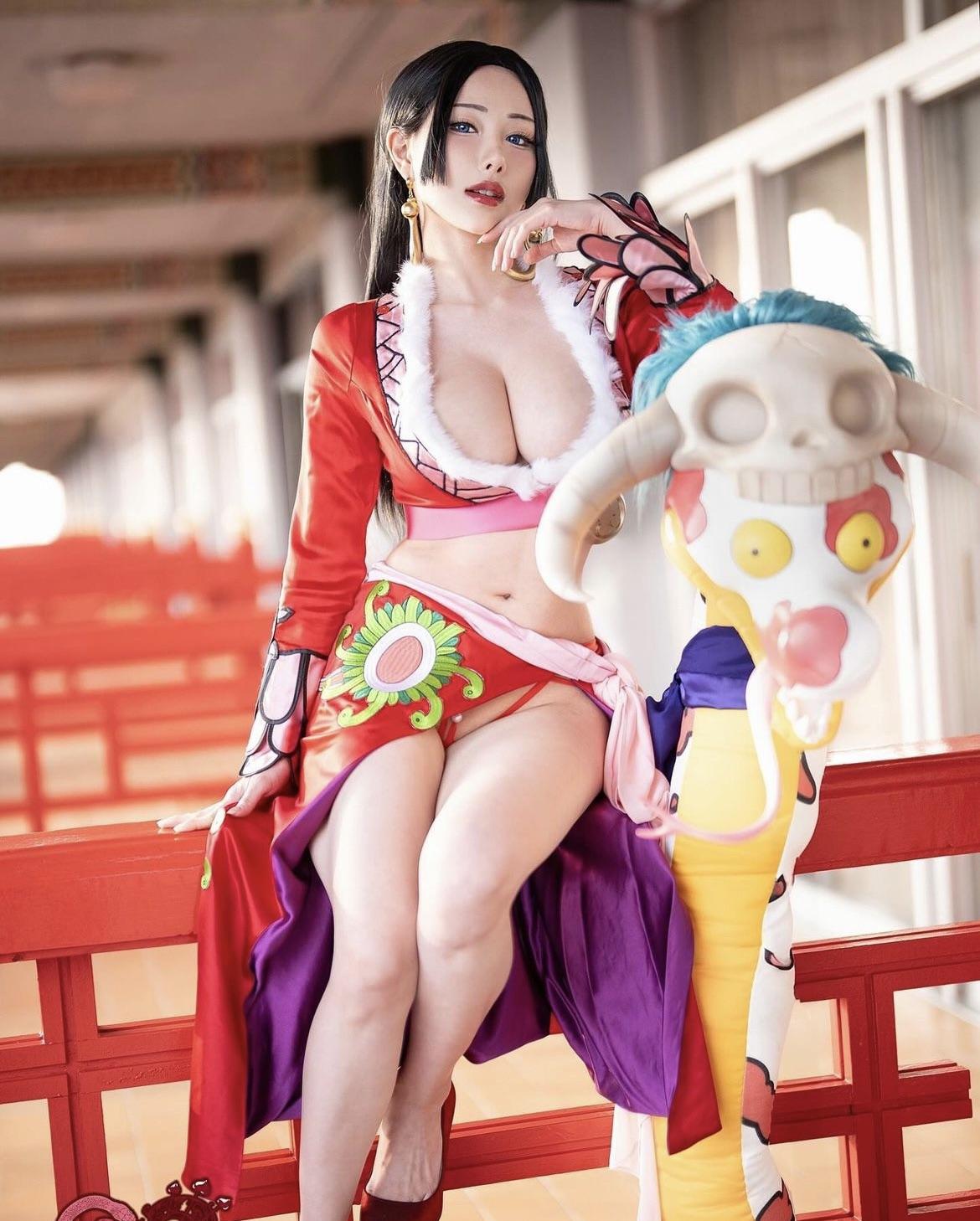 Boa Hancock by Hane Ame | Scrolller