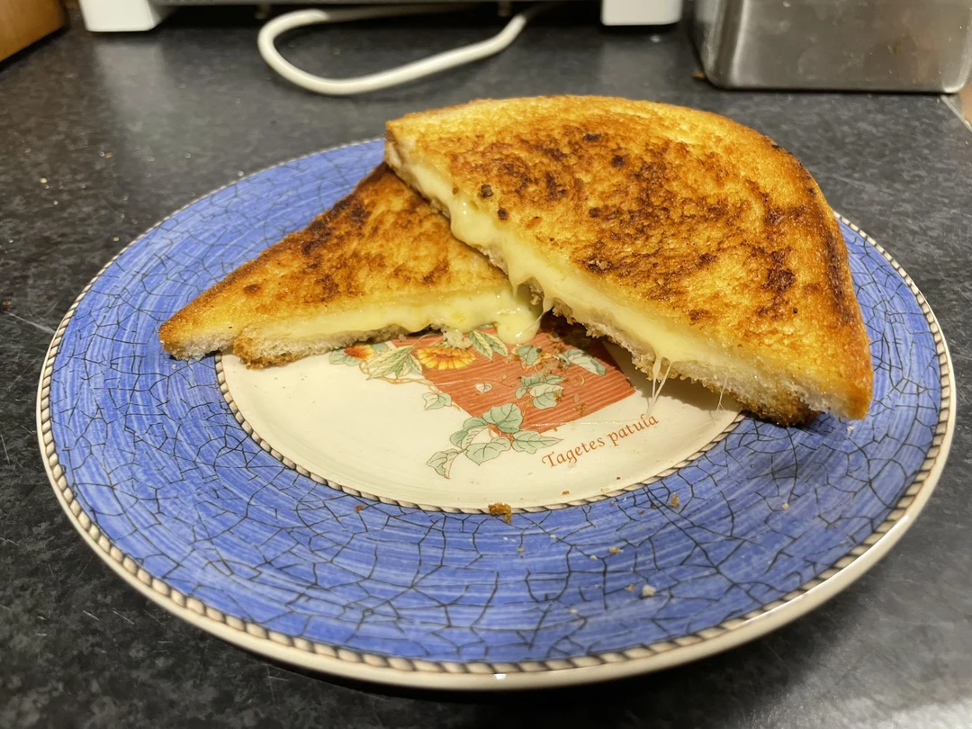 A good old grilled cheese | Scrolller