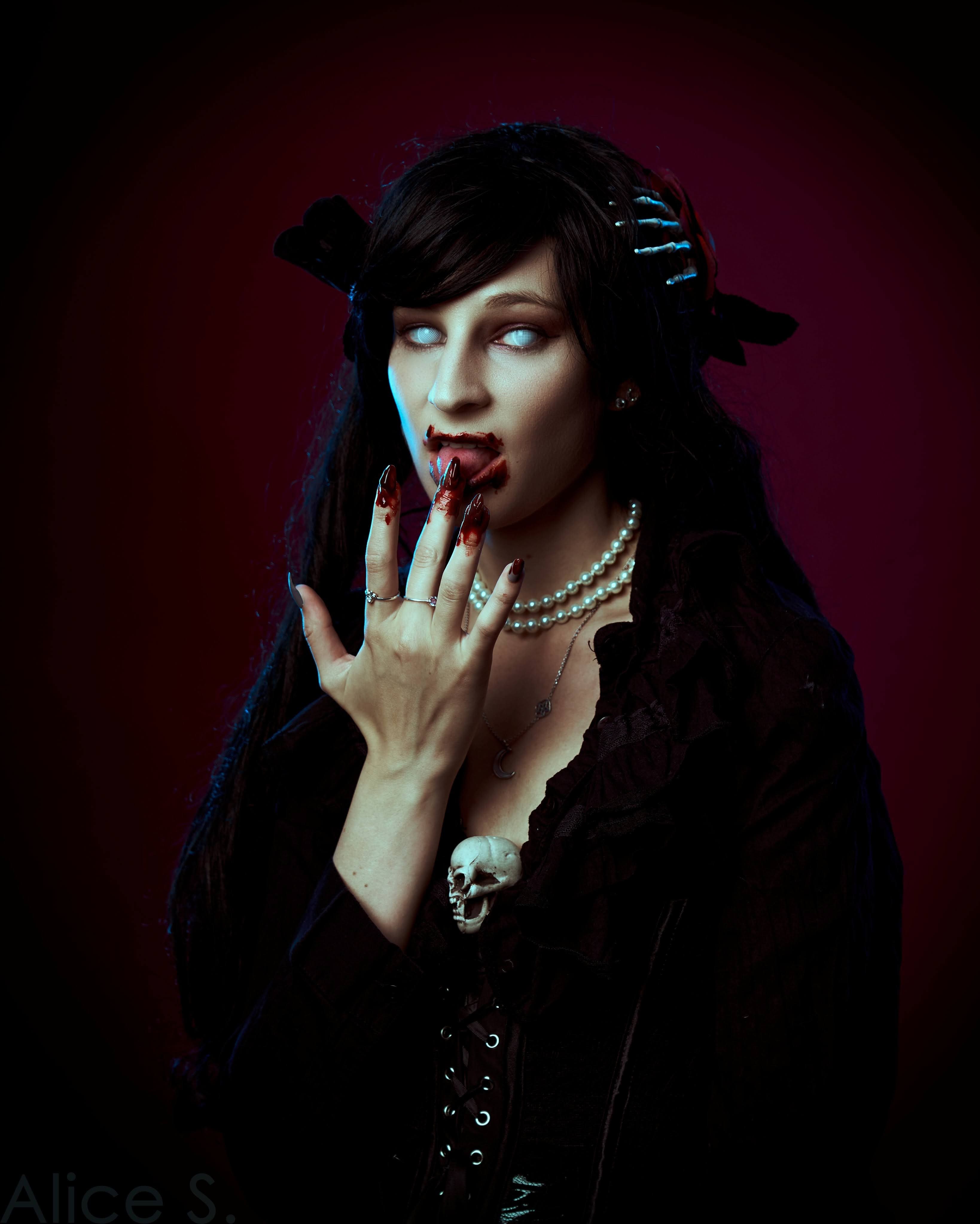 Witch or Vampire? | Scrolller