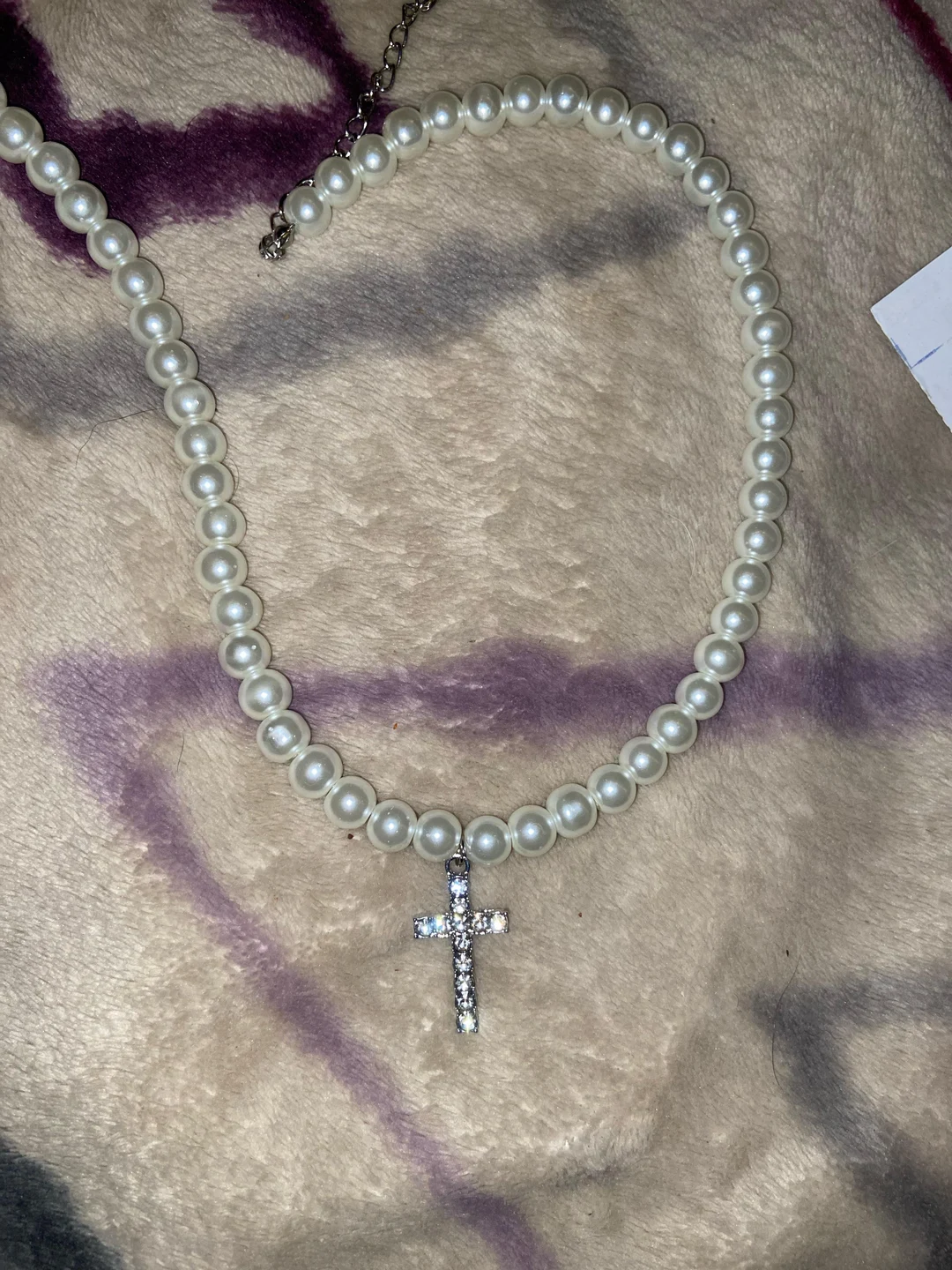 This what the necklace looks like | Scrolller