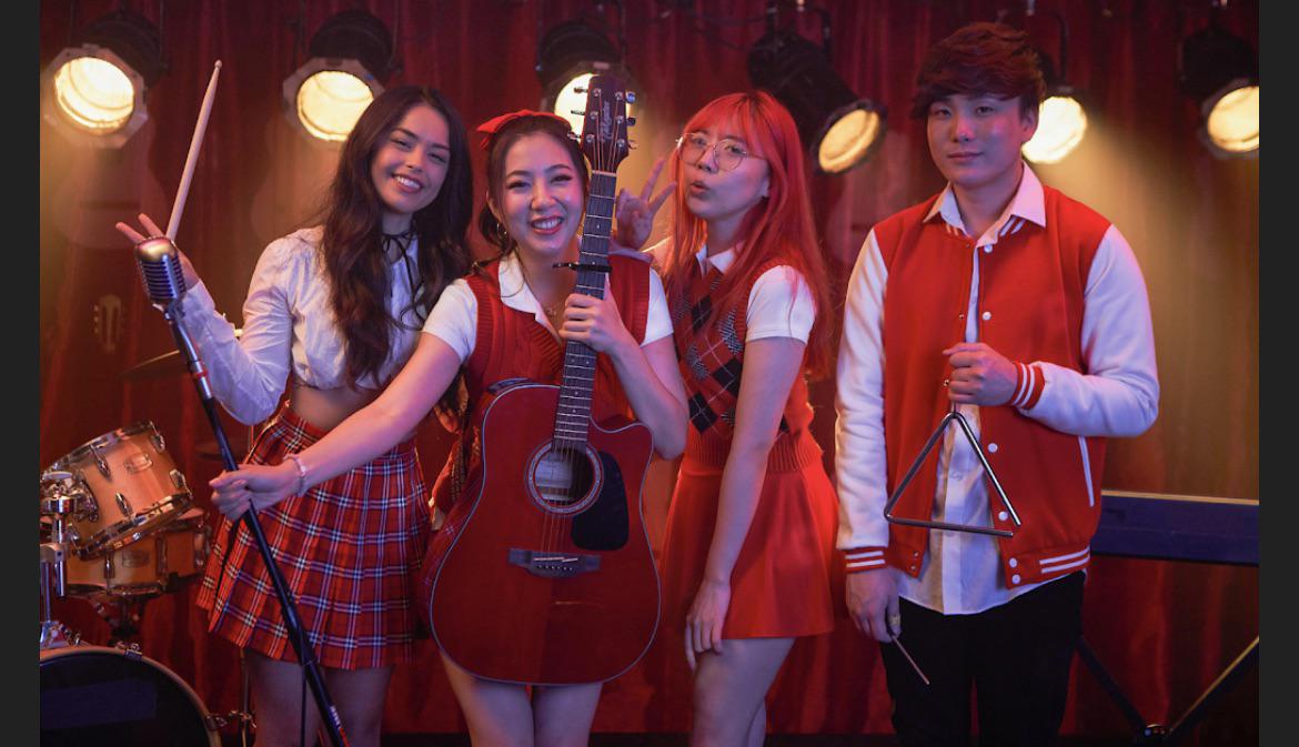 WELCOME LESLIE TO YT | Scrolller