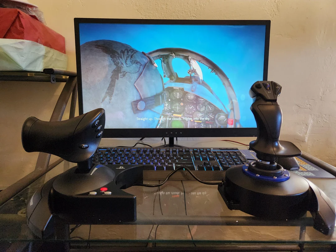 first HOTAS set up, stoked to finally be able to fully dive into flight Sims. | Scrolller