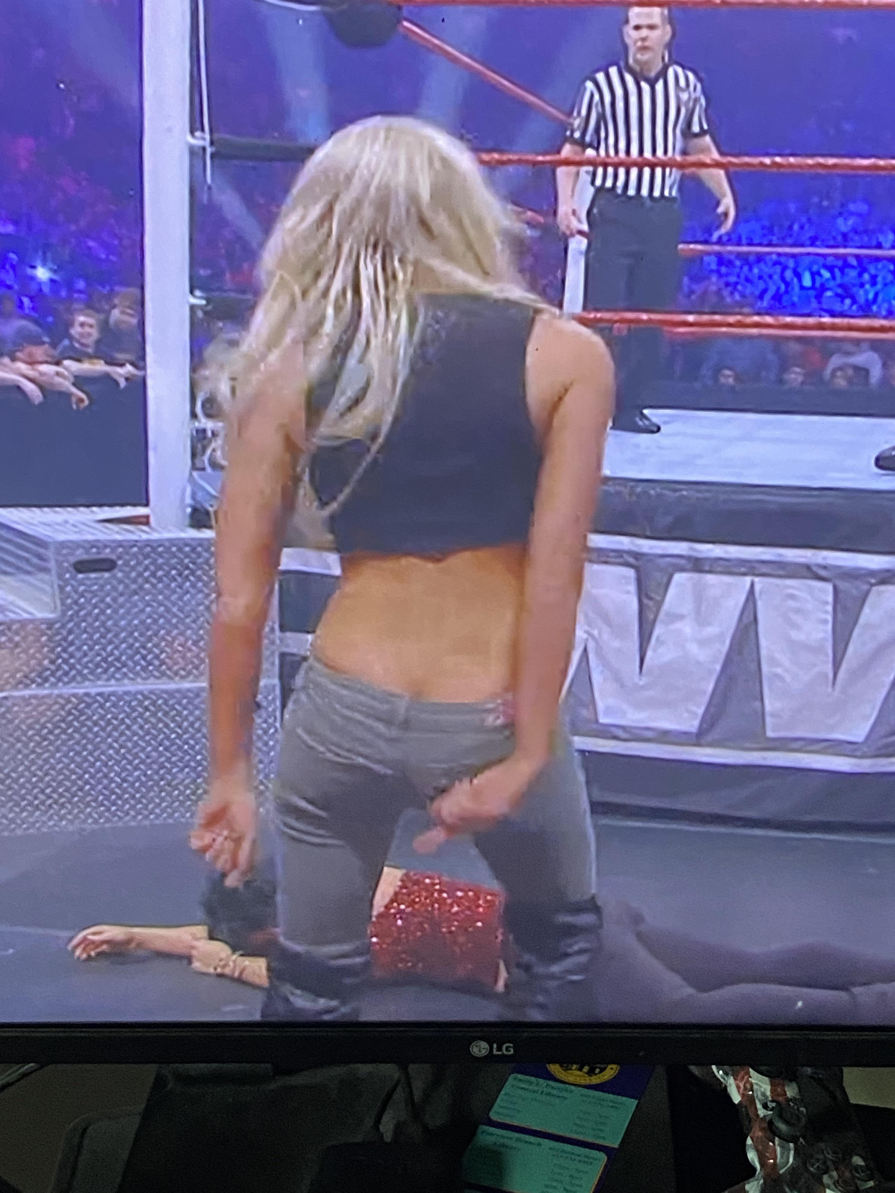 Kelly Kelly Butt Crack | Scrolller