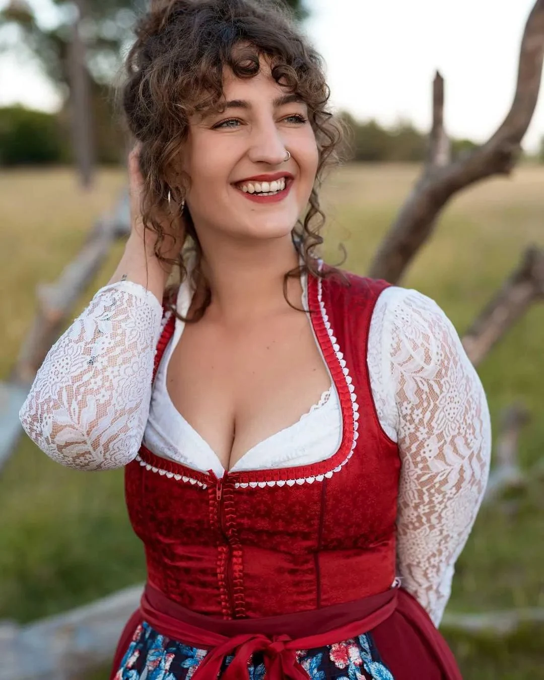 Dirndl | Scrolller