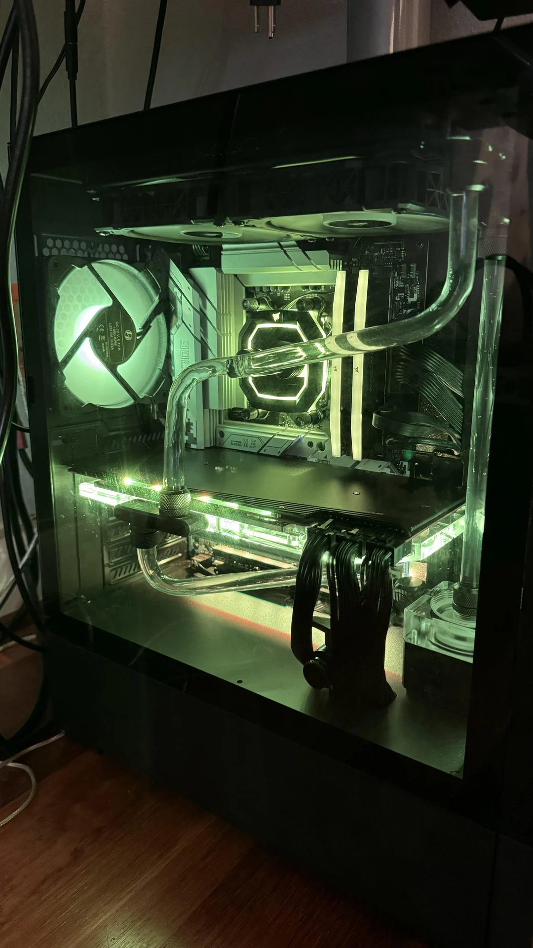 Budget water cooling and nuclear layout. | Scrolller