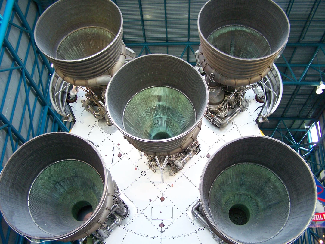 Saturn V rocket engines | Scrolller