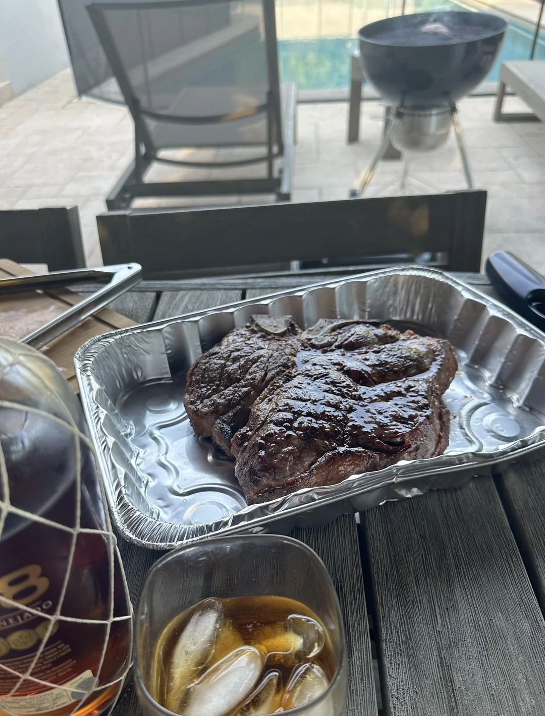 Porterhouse. And rum | Scrolller