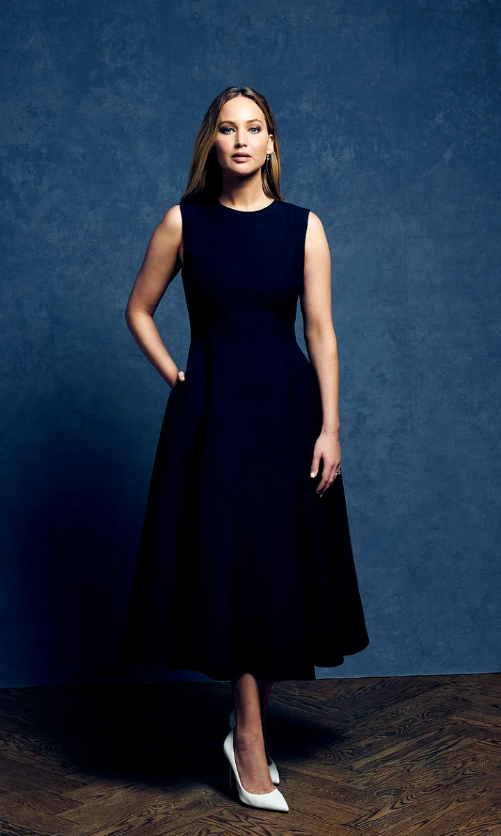Jennifer Lawrence looking dapper | Scrolller