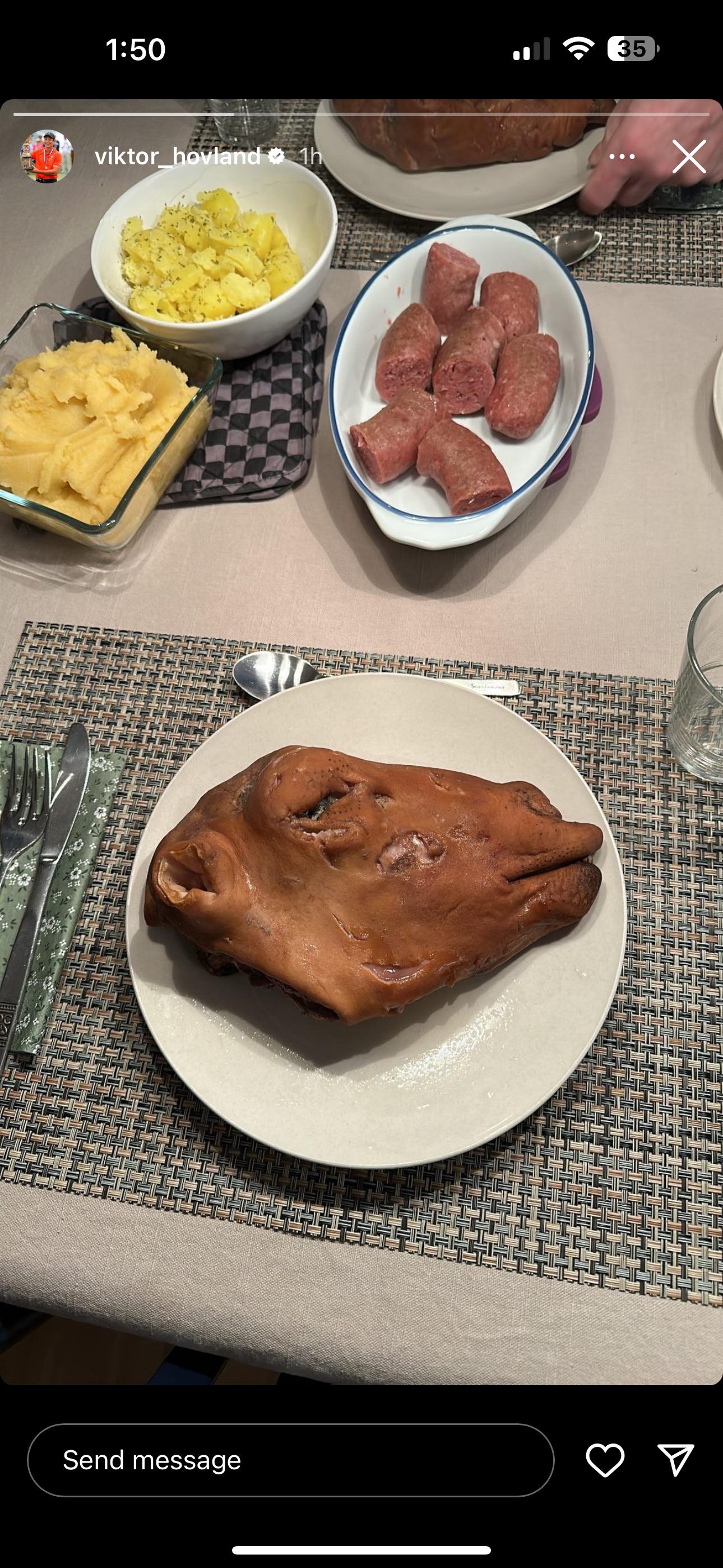 What is Hovland eating?? | Scrolller