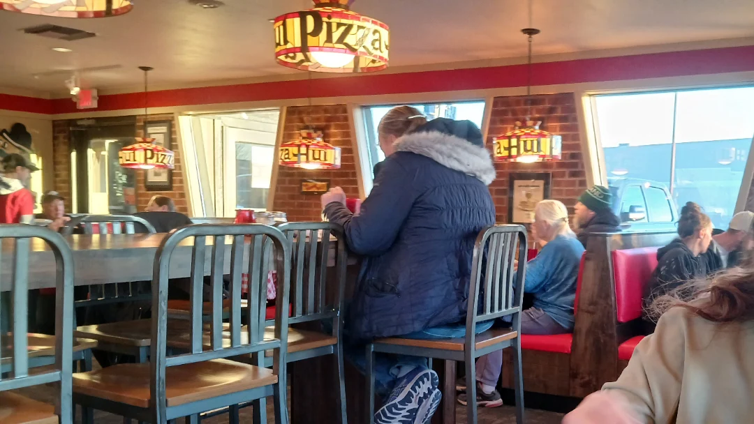 Old School Pizza Hut still a town favorite on buffet night! | Scrolller