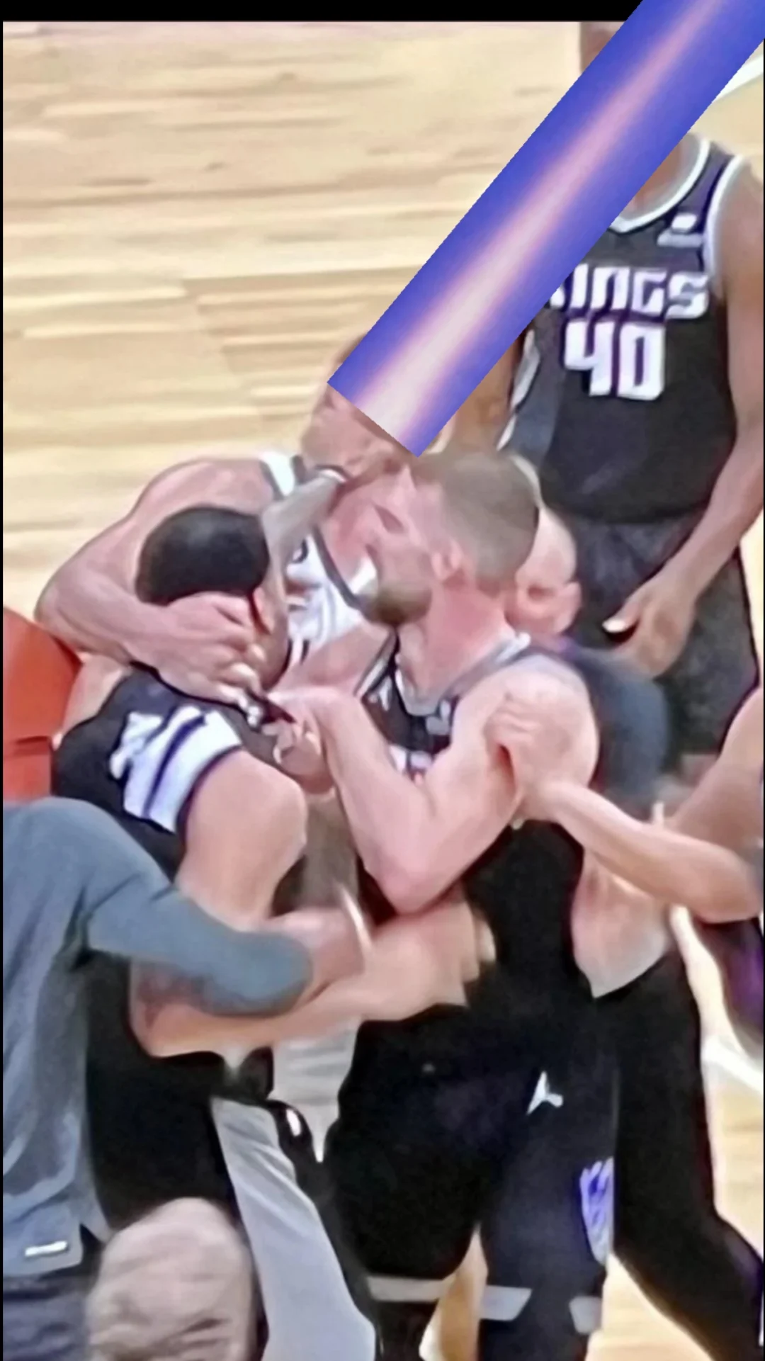 Beam me up Foxy | Scrolller