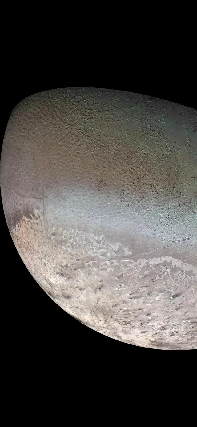 Triton - Neptune's Moon captured by Voyager 2 in 1989 | Scrolller