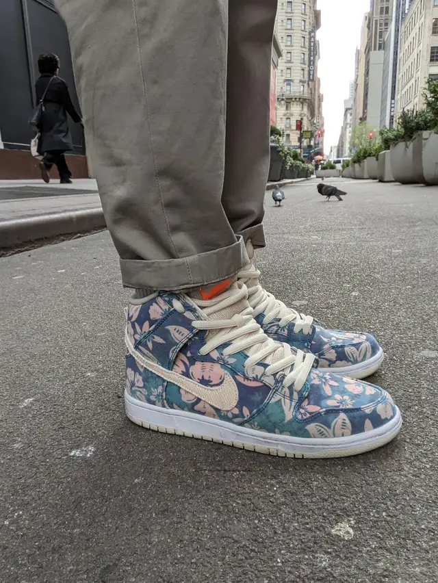 Happy 420 (Maui Wowie dunk high) | Scrolller