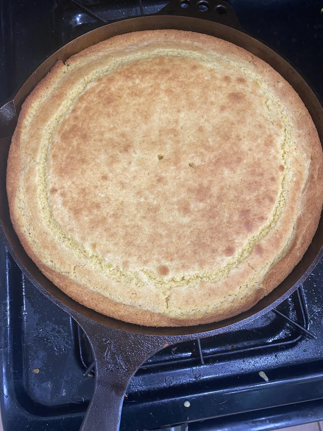 Cast iron corn bread | Scrolller