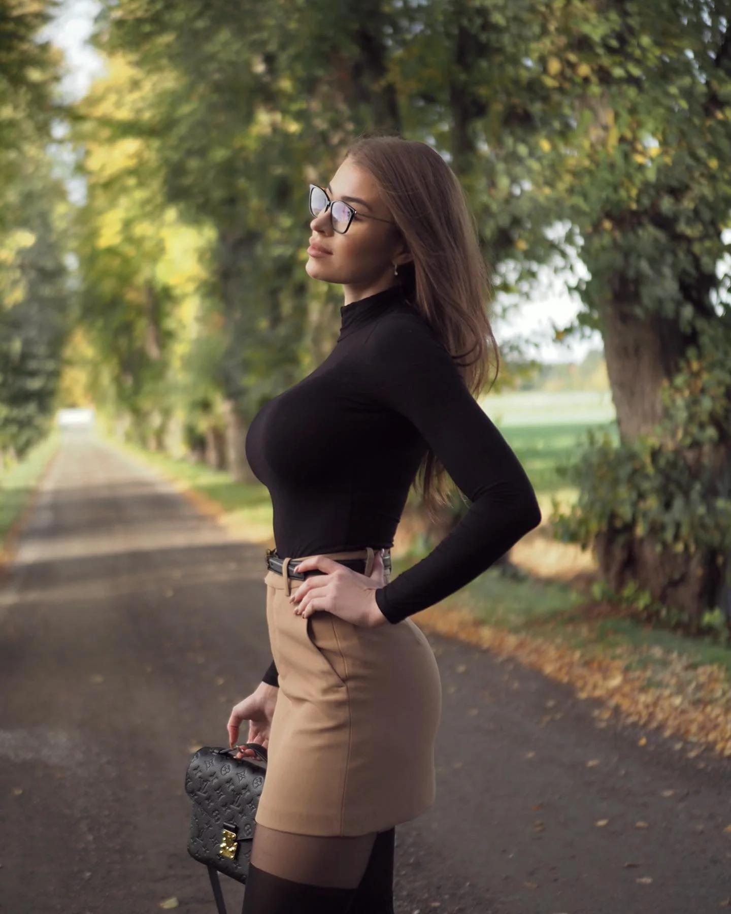 Professional | Scrolller