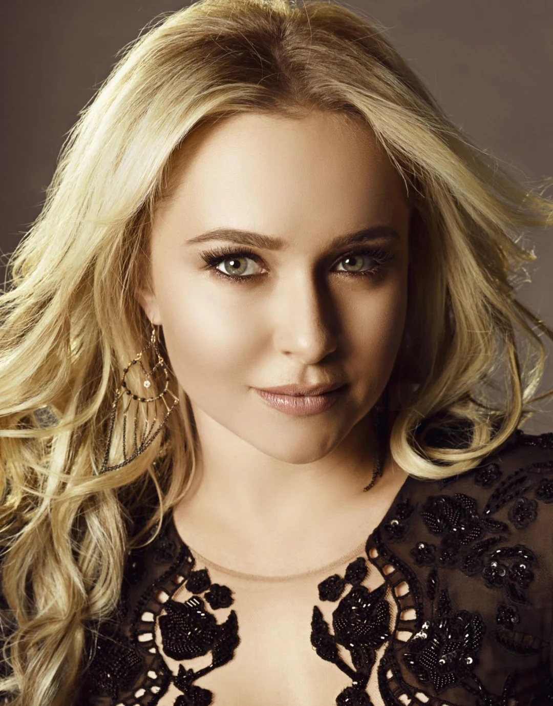 Hayden Panettiere | Scrolller