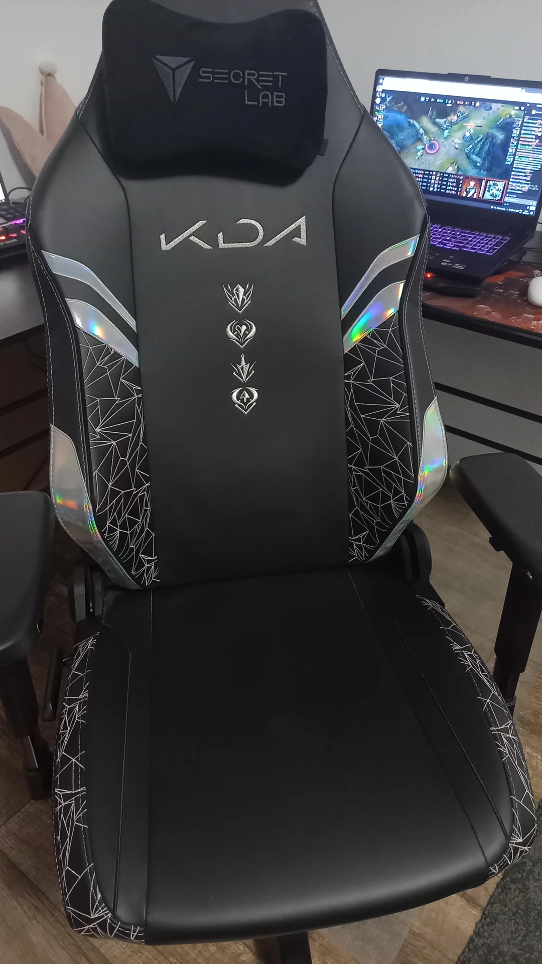 My beautiful K/DA #secretlab chair, also root for G2!!! | Scrolller
