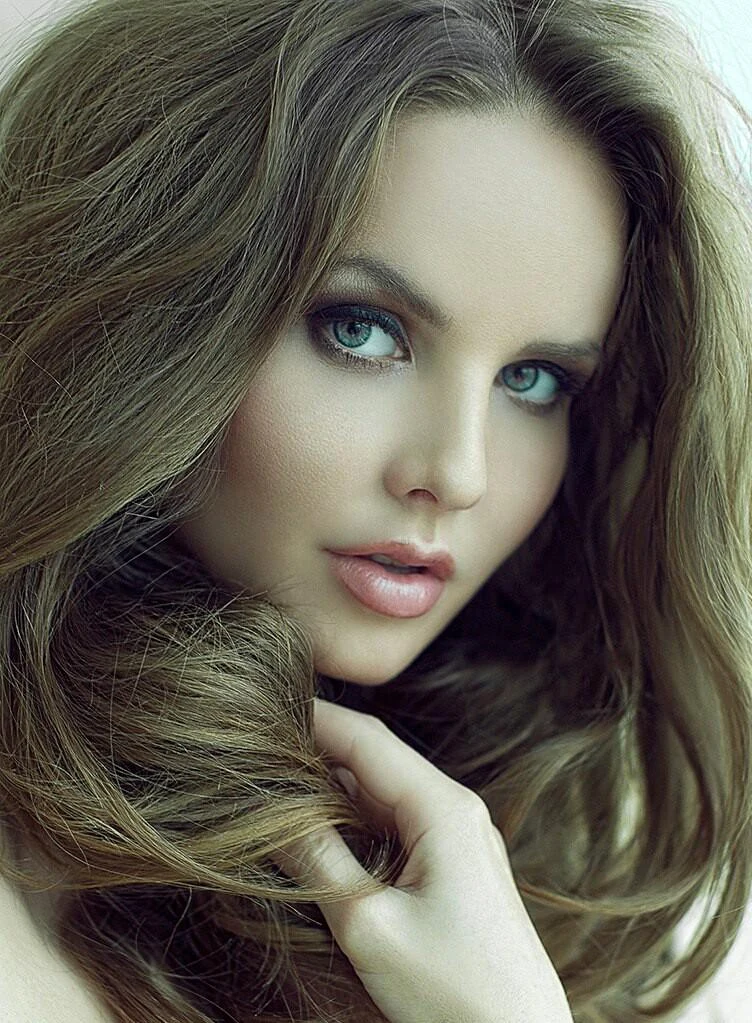 Kristina Yakimova | Scrolller