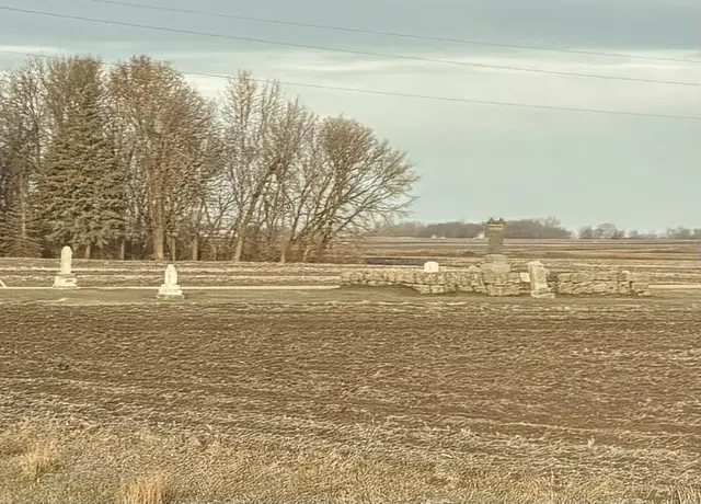 Random roadside cemetery | Scrolller