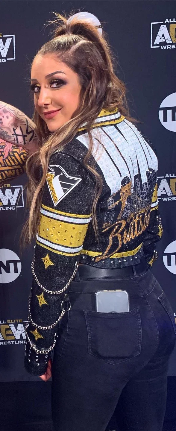 Britt Baker 🍑 | Scrolller