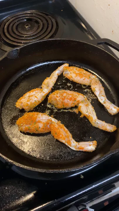 Frog legs; I have no idea what im doing but im enjoying the process. | Scrolller