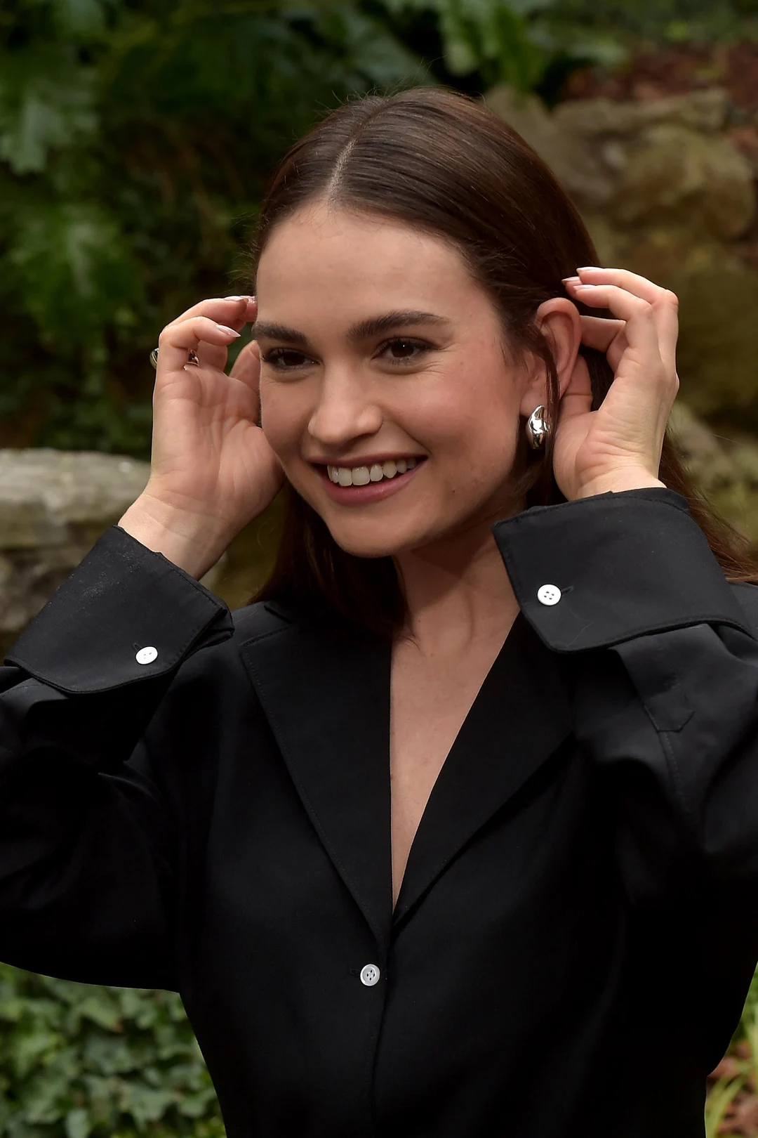 Lily James | Scrolller