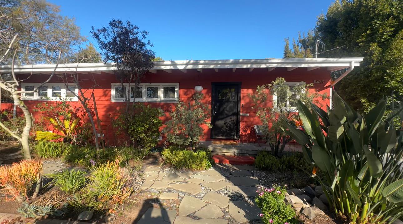 Fence ideas?! | Scrolller