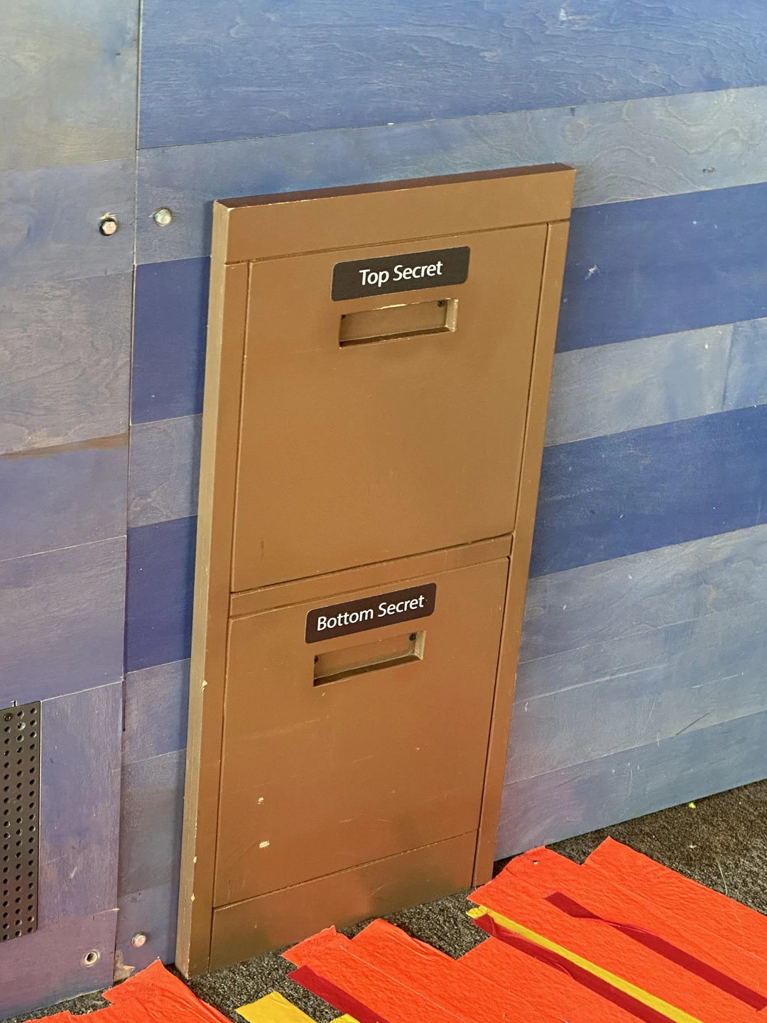 Bottom Text | Scrolller