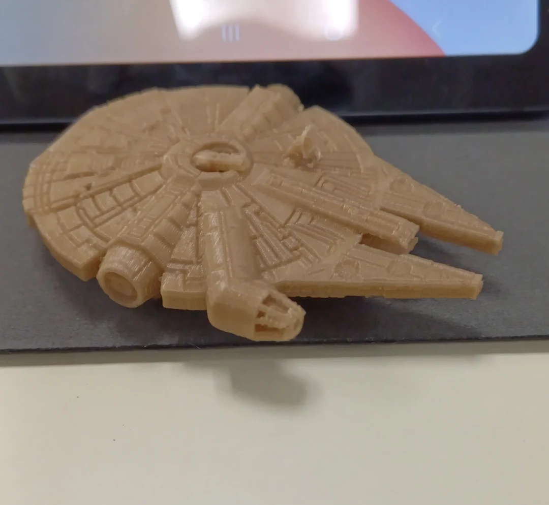 Millennium Falcon 3D printed | Scrolller