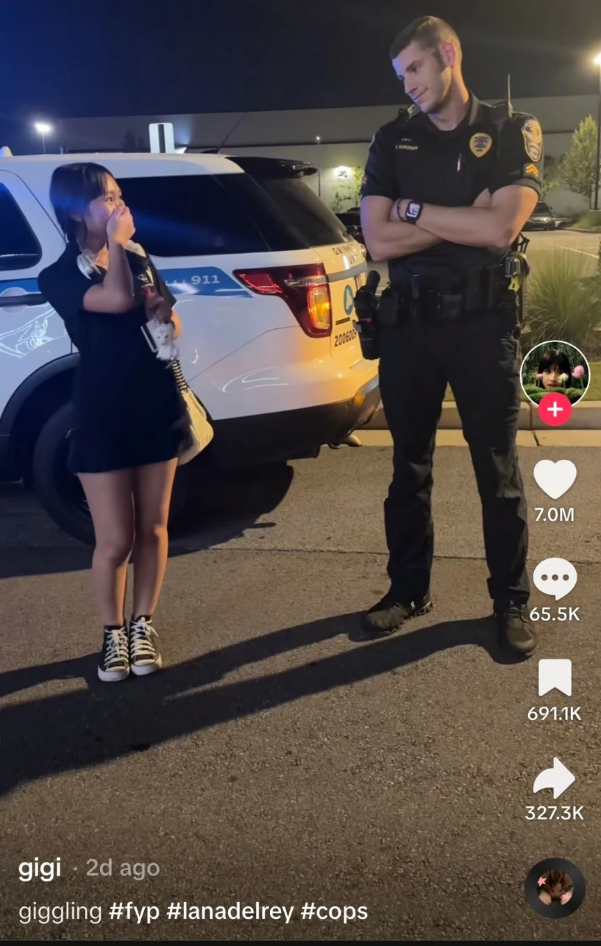 High meme potential with this one: | Scrolller