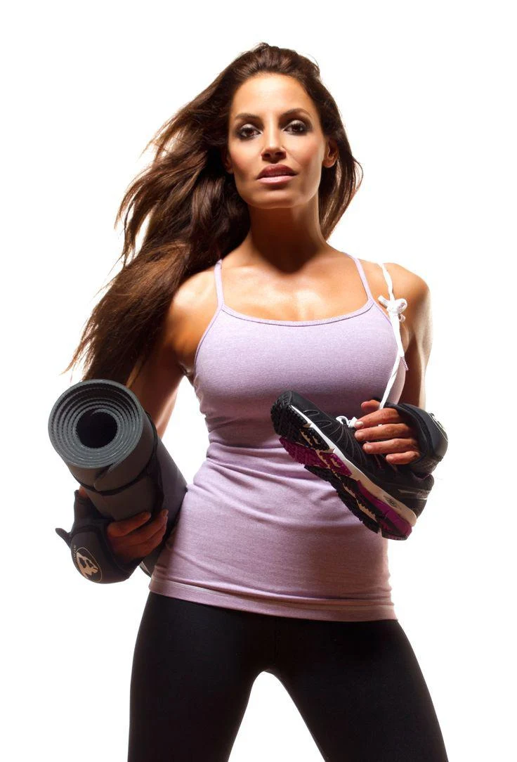 So Fit and Feminine | Scrolller