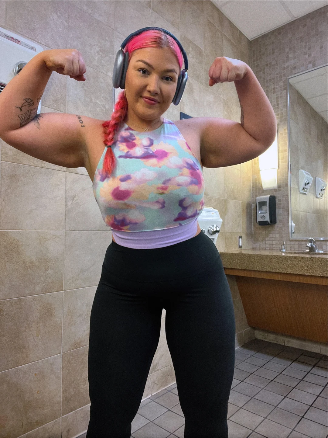 Feelin strong | Scrolller