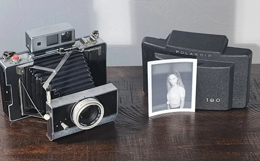 what type of film does this old Polaroid 180 use? | Scrolller