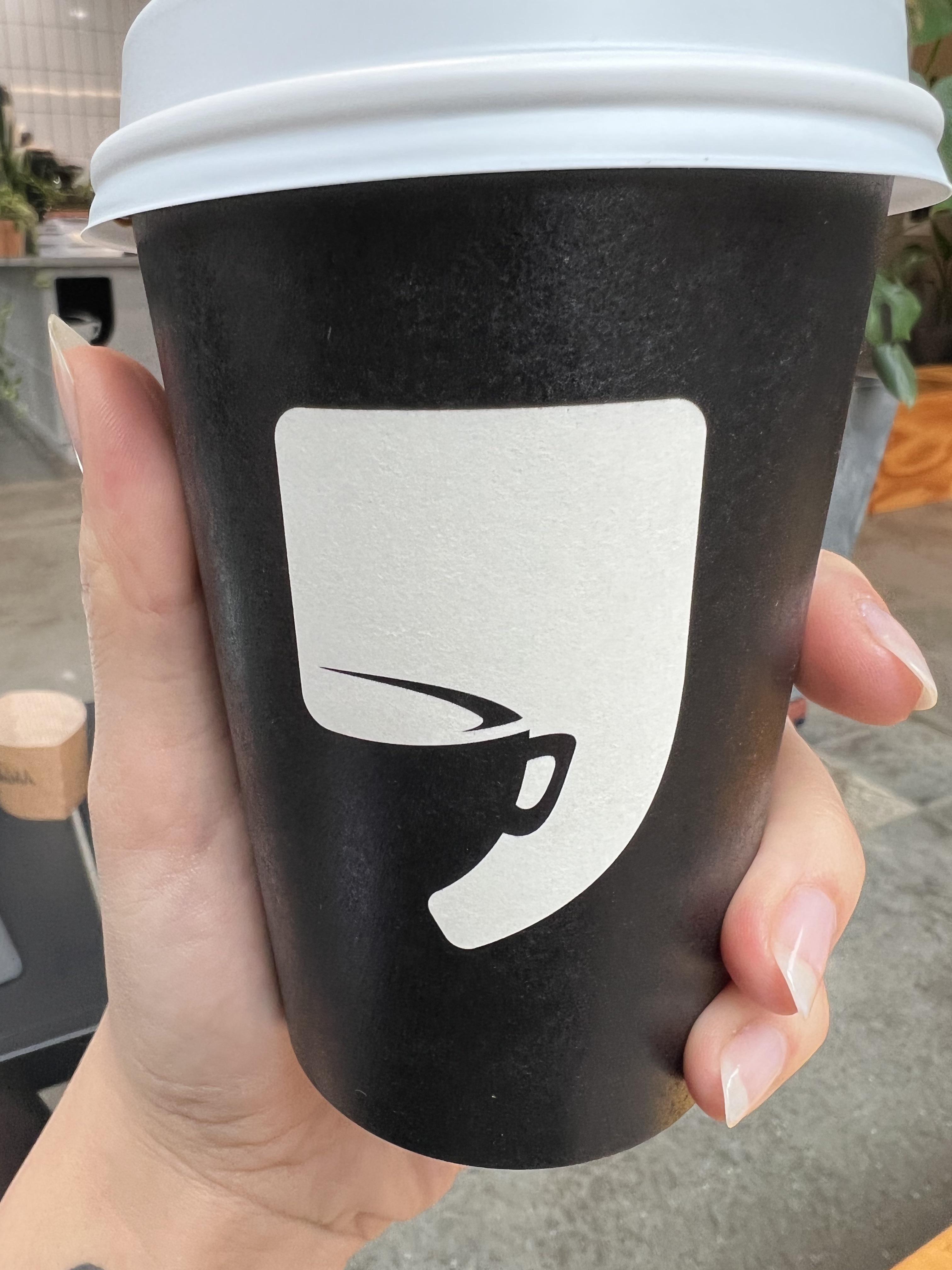 “Cafe Comma” | Scrolller