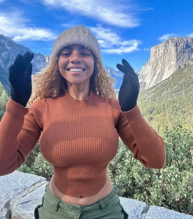 Mountains | Scrolller