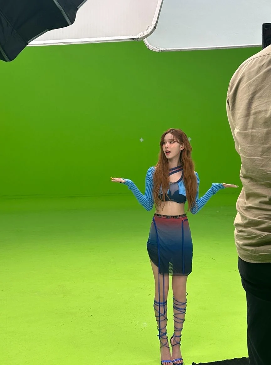 aespa - Winter | Scrolller