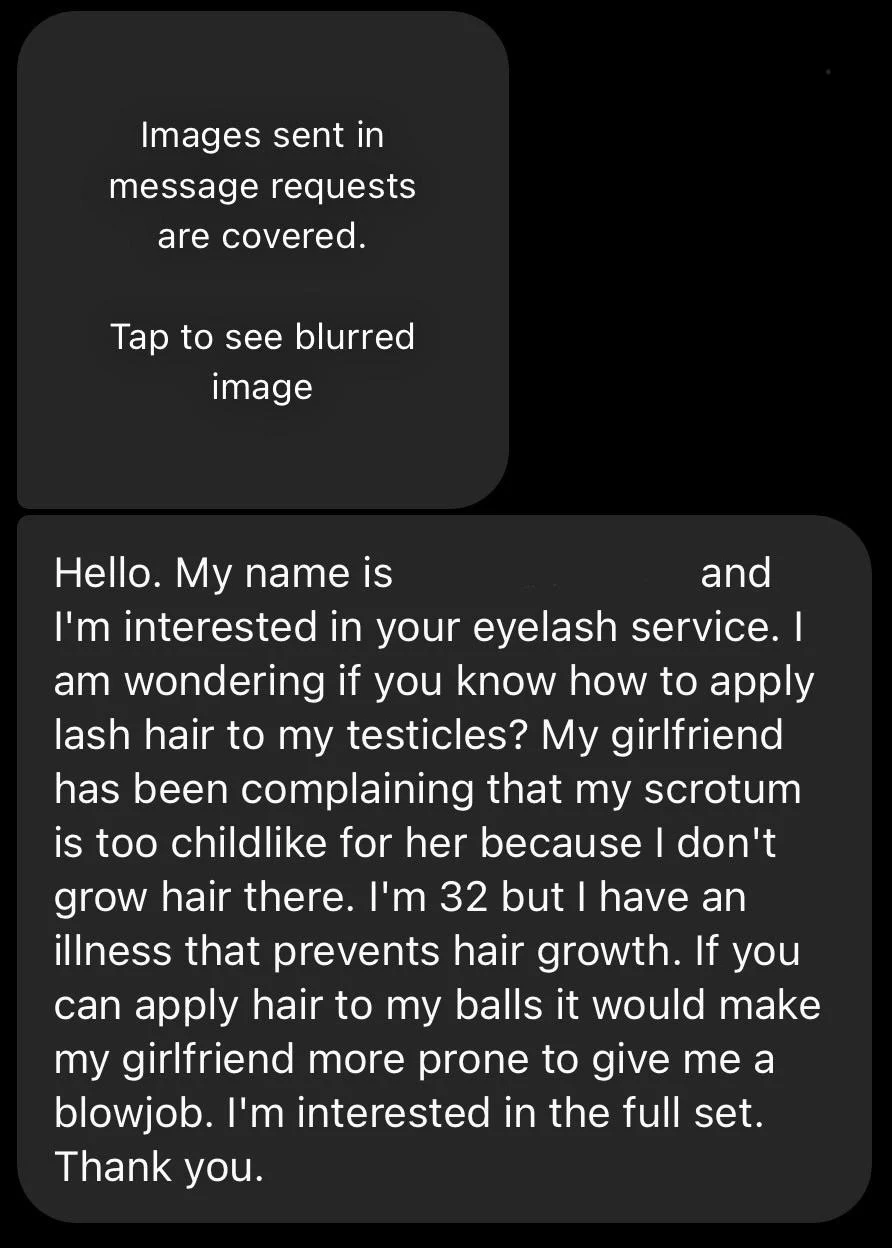 A lot of people think it’s a scammer, most agree it’s another perv | Scrolller