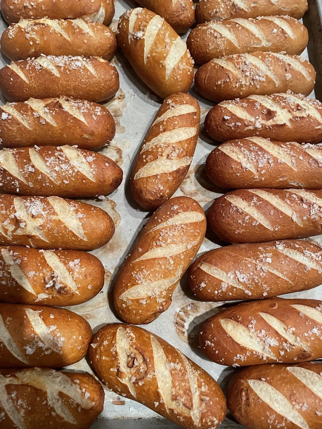 Pretzel rolls! | Scrolller