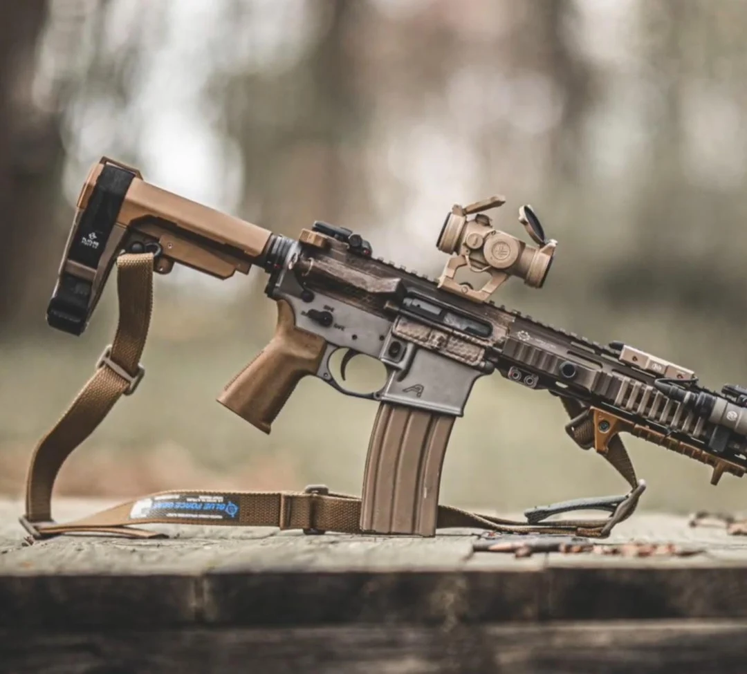 Help in identifying optic and mount | Scrolller