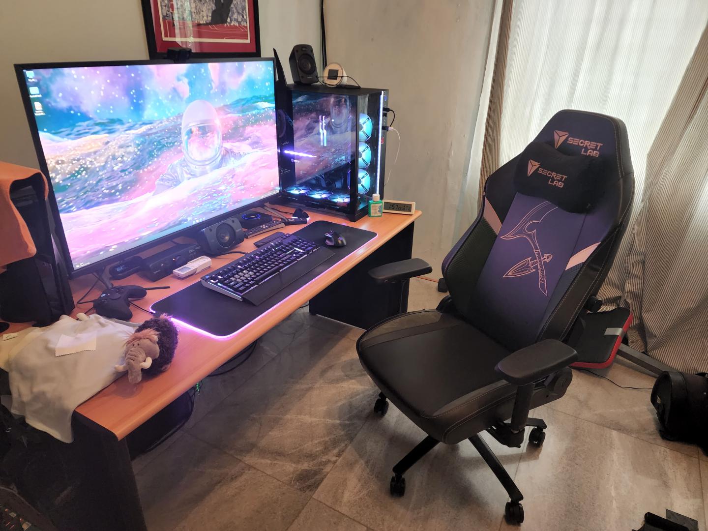 Secret Lab Titan Evo 2022 Setup | Scrolller