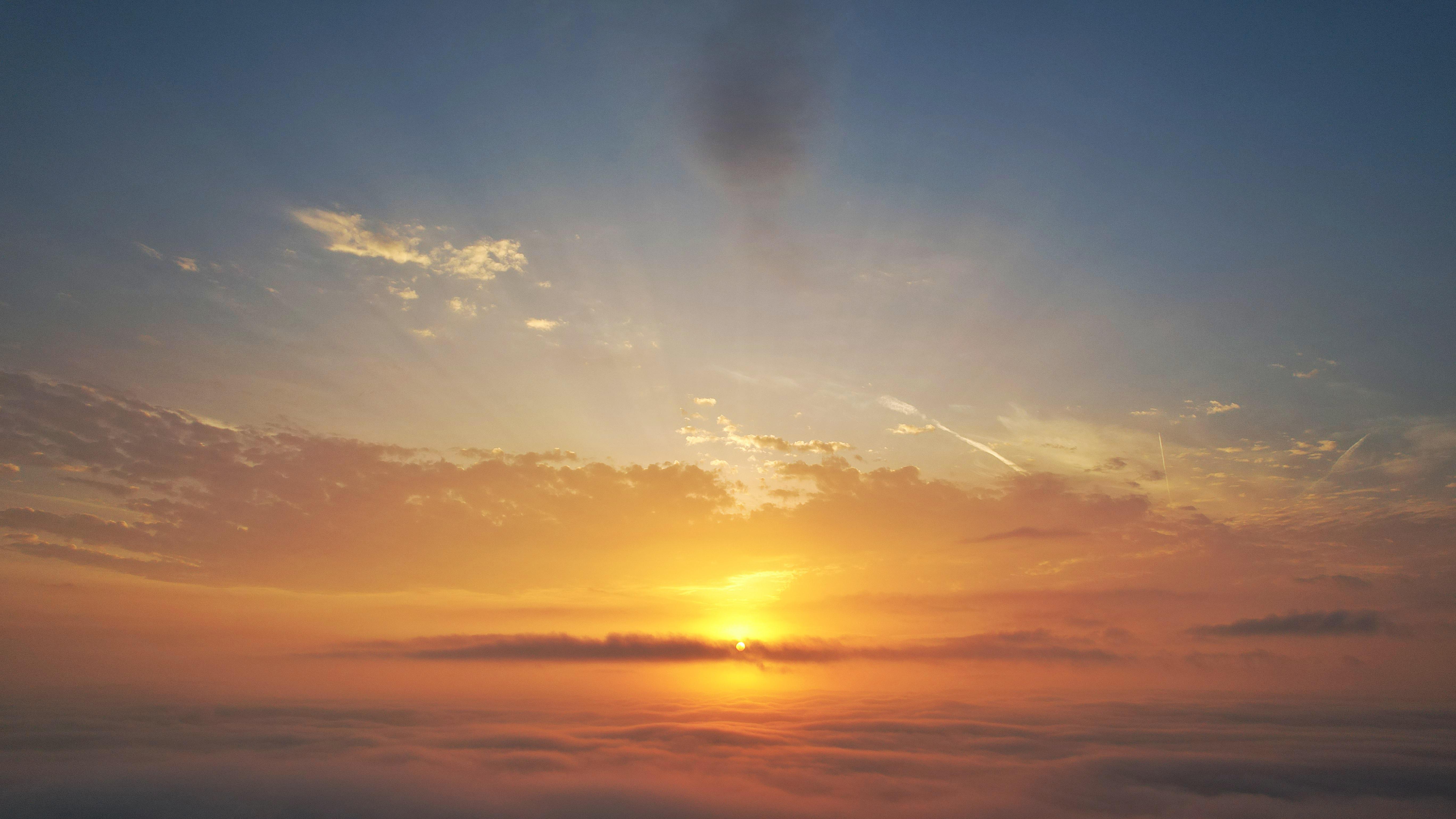 Foggy Morning Sky [OC] | Scrolller
