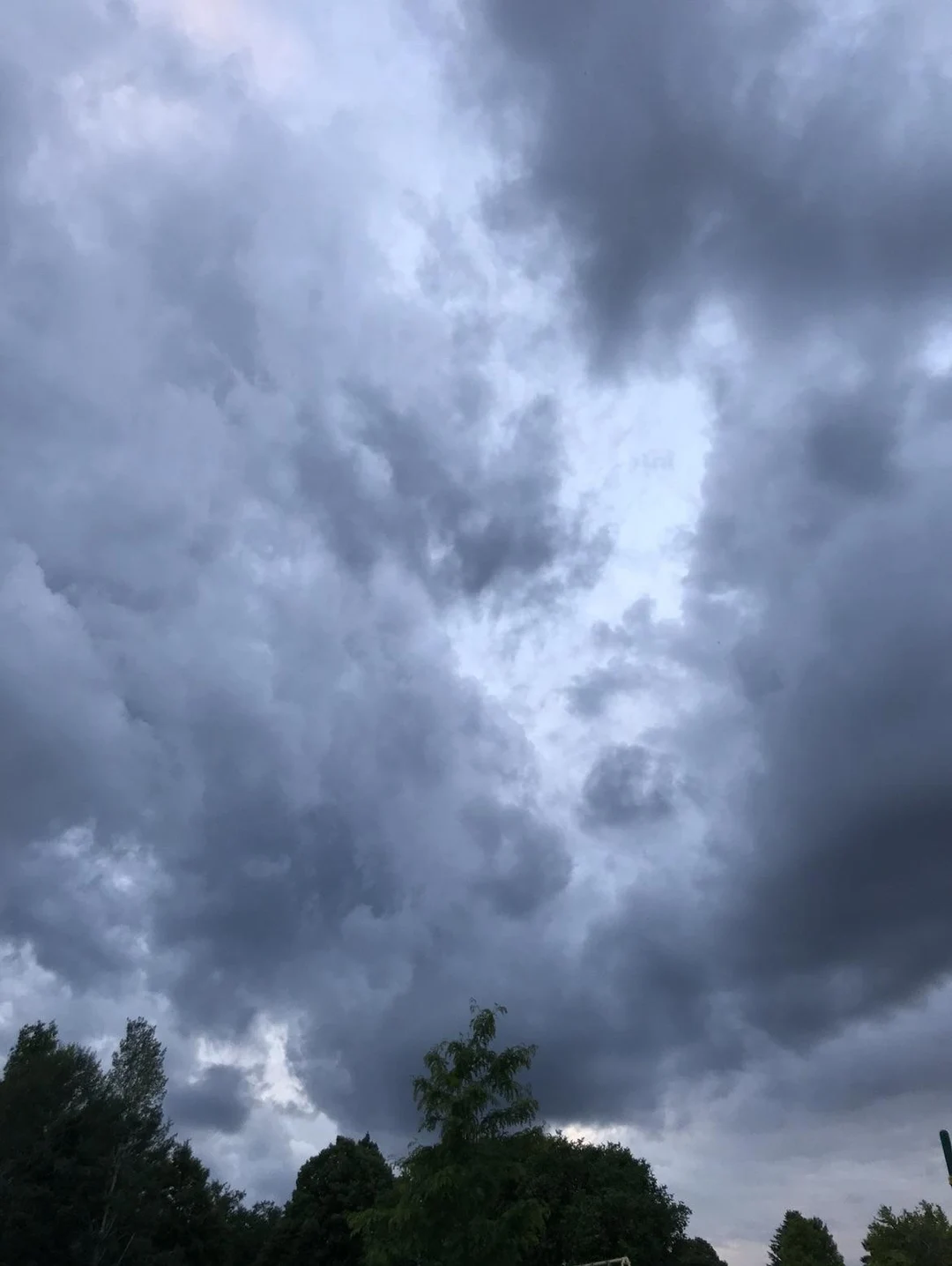 rainy montana sky | Scrolller