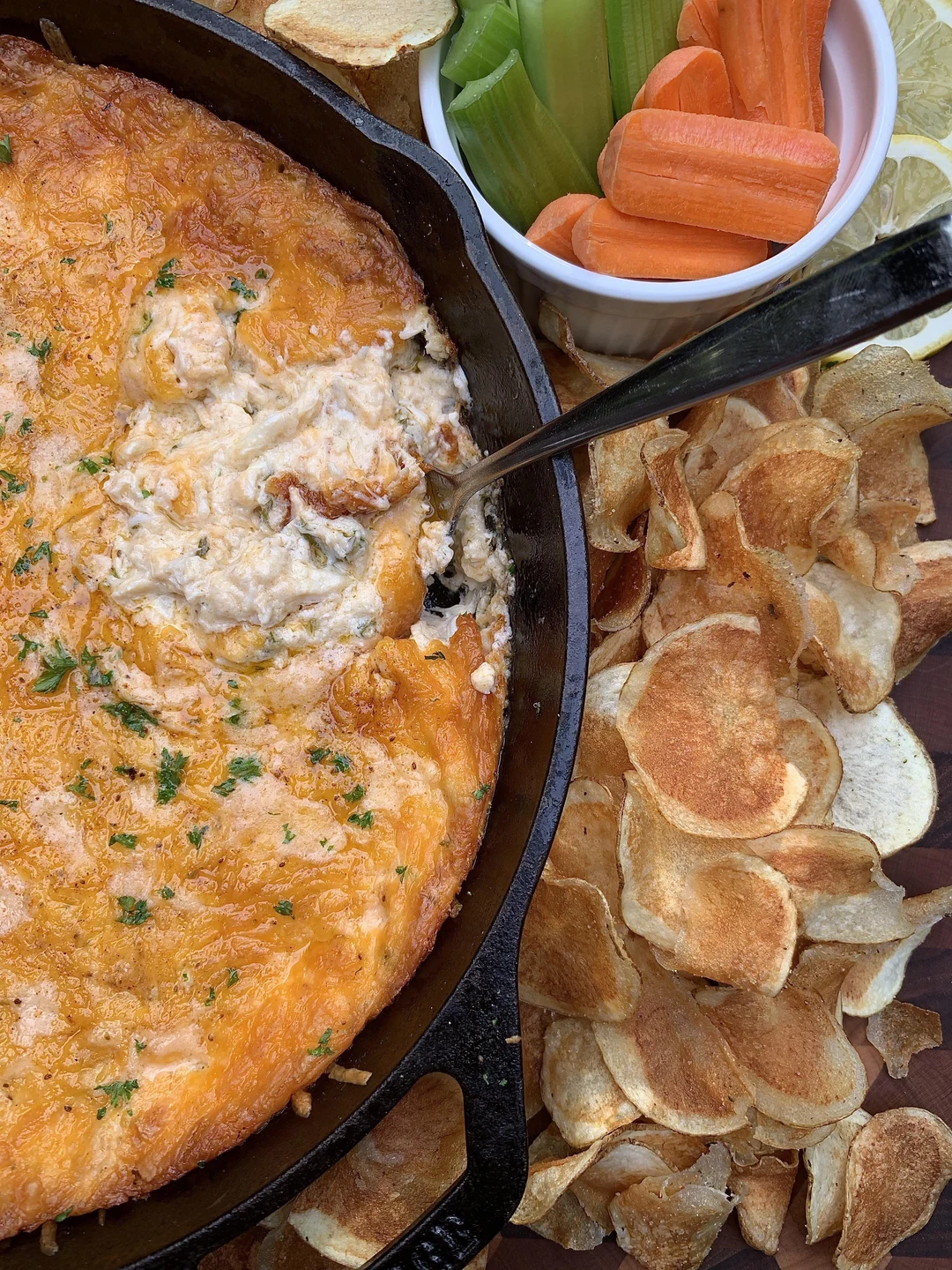 Crab Dip & Rosemary Chips | Scrolller