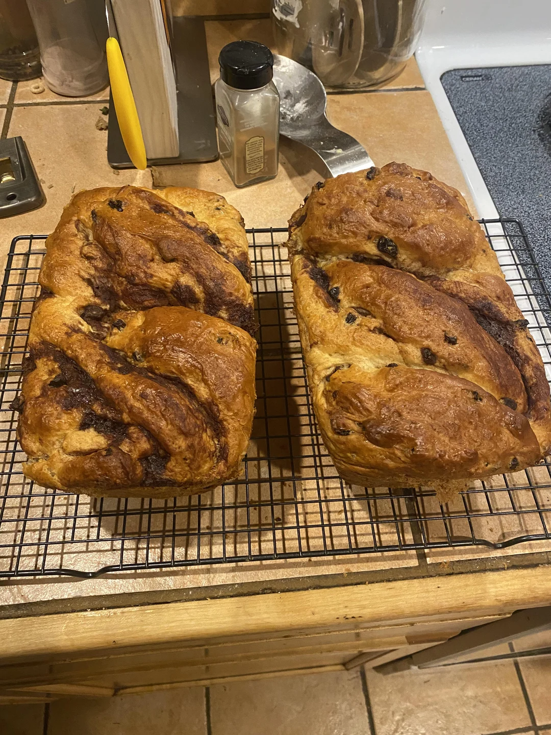 Cinnamon raisin bread | Scrolller