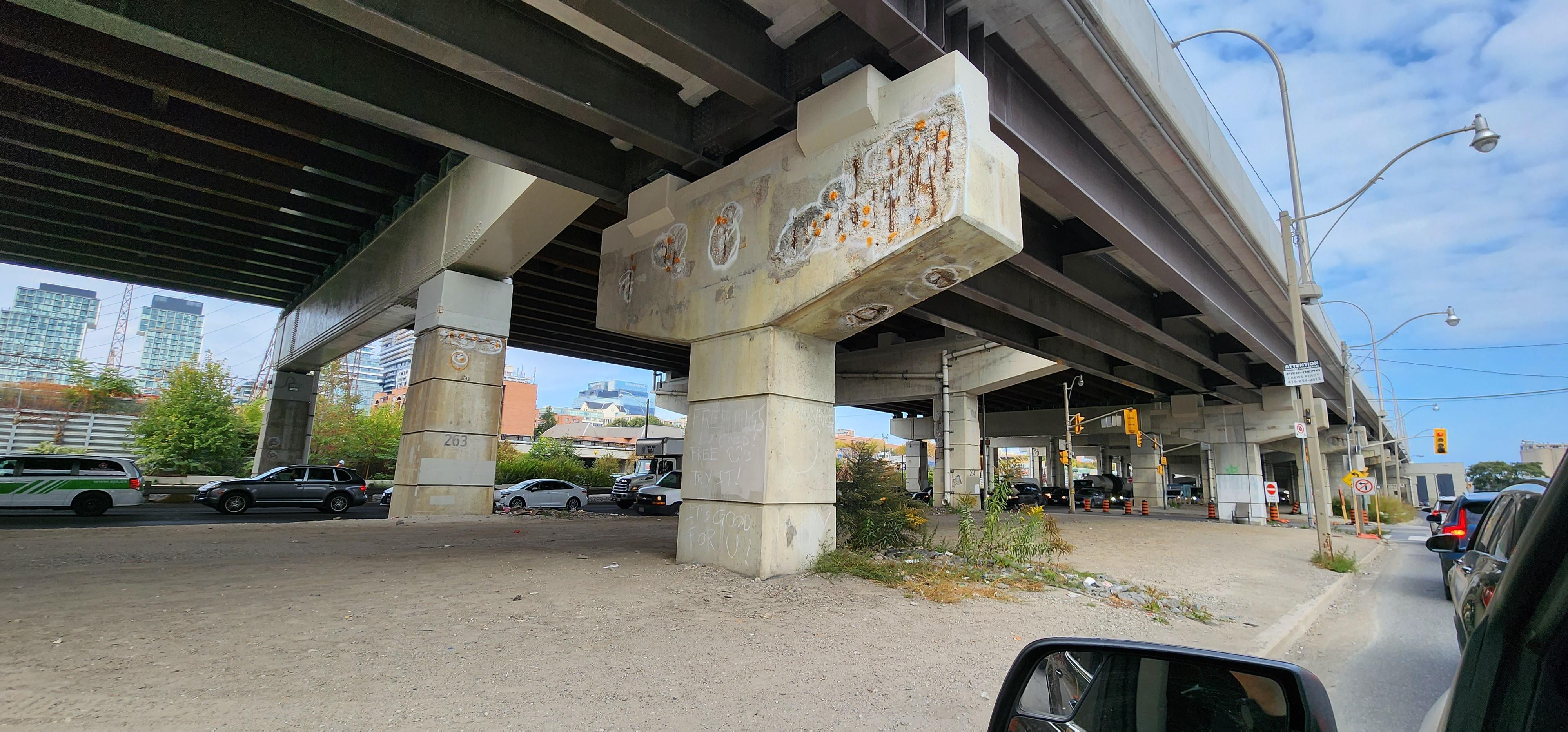 Free Hugs! | Scrolller