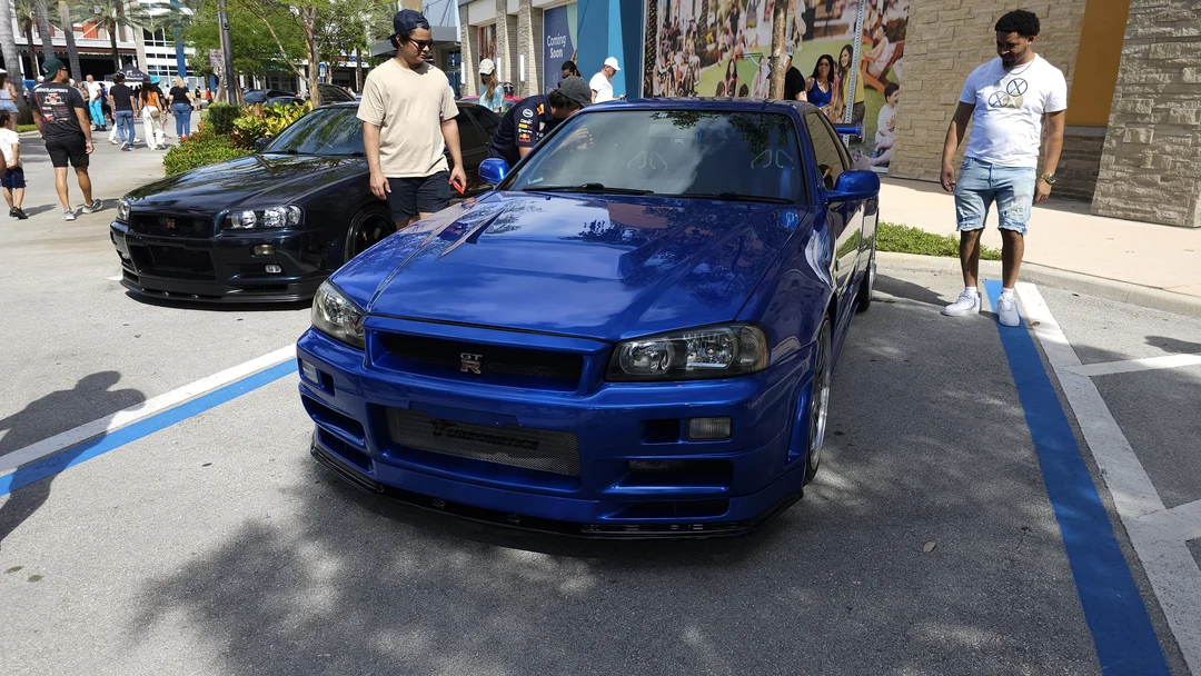 Nissan Skyline GT-R R34 in Bayside Blue [4000 x 2252] | Scrolller