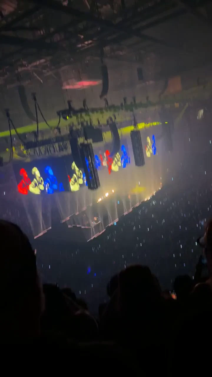 BLOHSH CONFETTI (ISO) | Scrolller